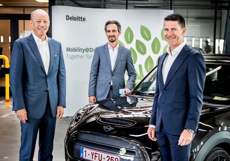 Le client en point de mire: Deloitte opte pour les véhicules de leasing ...