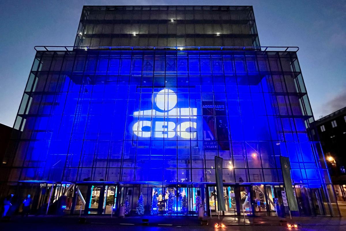 Nous sommes la Team Blue, et notre culture Pearl+ nous unit! - CBC ...